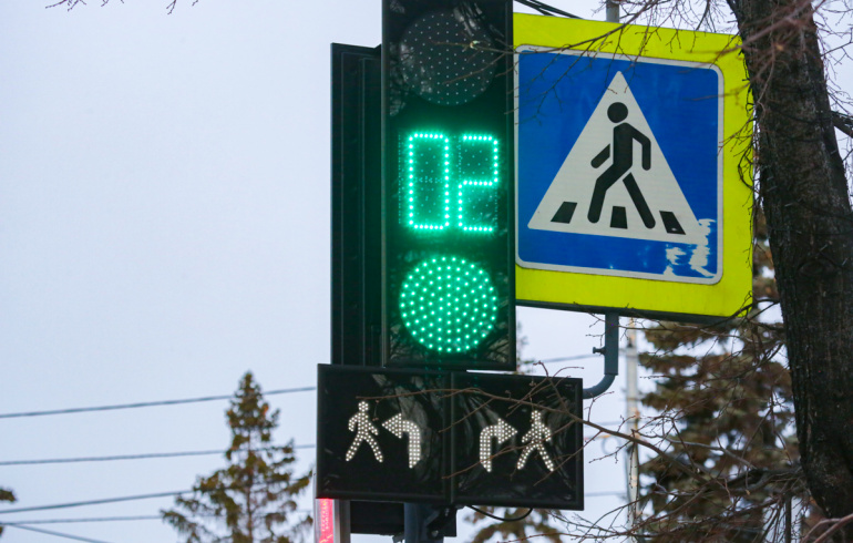 В Челябинске на пешеходном переходе сбили двух детей | Pchela.news ...